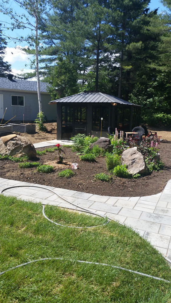 Pose de trottoire aménagement paysager St-Jérôme - Paysagement Emmanuel ...